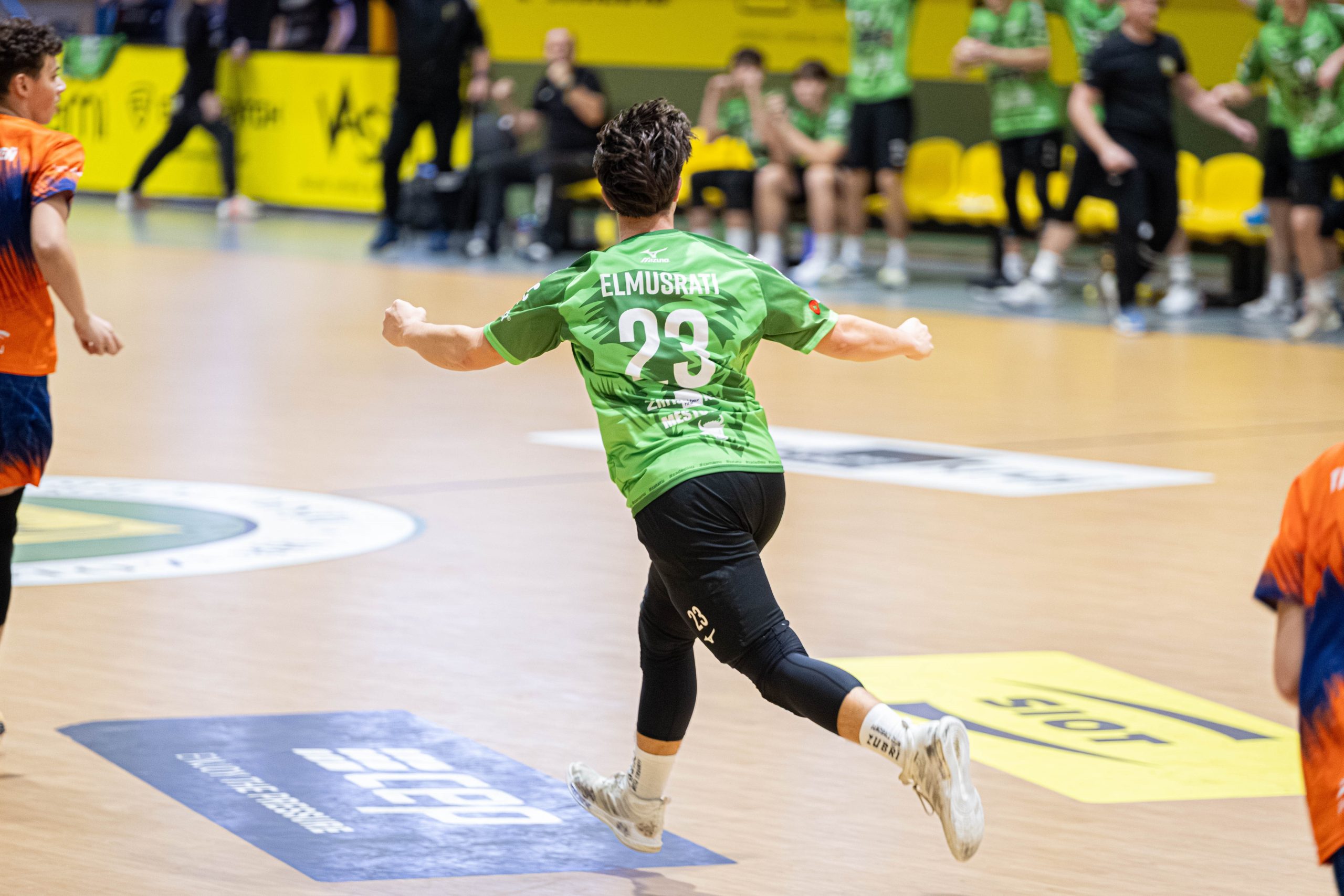 Nováček soutěže zuberský mladší dorost nepřekvapil - Handball club Zubří